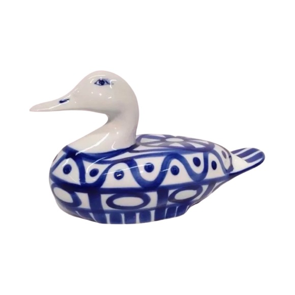 Dansk | Accents | Dansk Arabesque Duck Center Piece Blue White Pattern ...